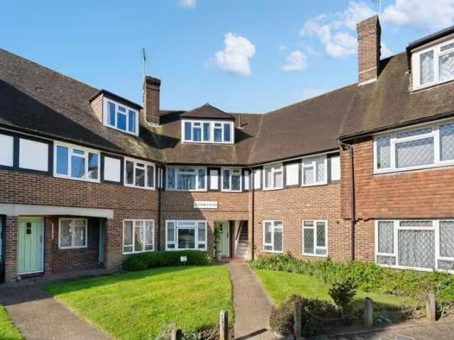 Cozy Property for rent in Station Approach, Hinchley Wood, KT10