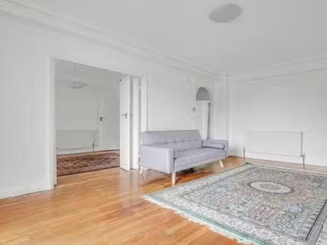 Nice Property to rent in Dorset House Gloucester Place, Maryle.