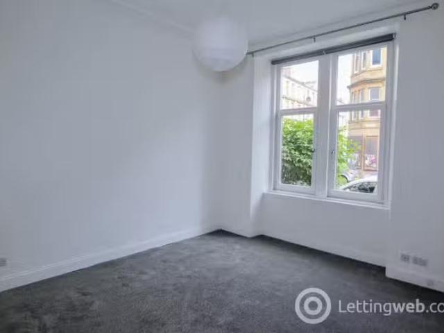 Deal! Property to rent in Dixon Avenue, Govanhill