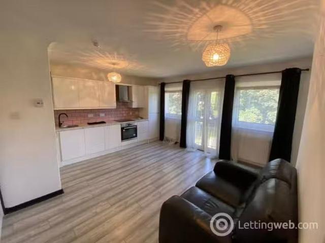 Rental! Property to rent in Mansewood Road, Hillpark