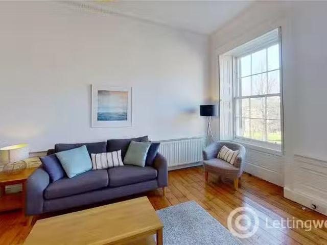 Nice Property to rent in Melville Place, Edinburgh, EH3