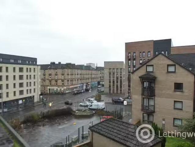 Unique Property to rent in Minerva Court, Glasgow, G3 8EH