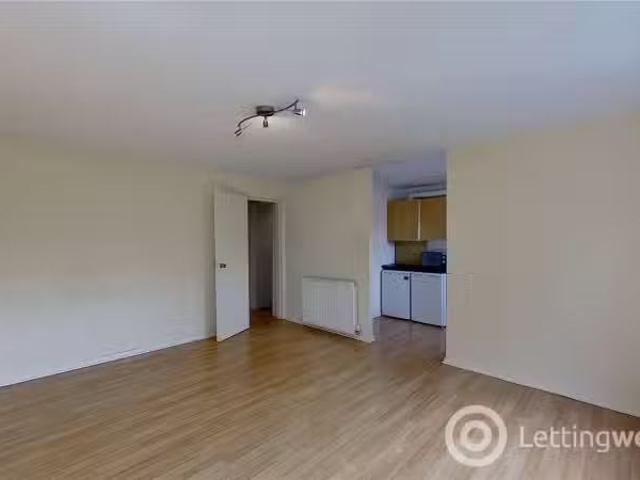 For Rent! Property to rent in North Fort Street, Edinburgh, EH6