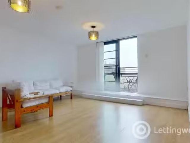 Unique Property to rent in Sauchiehall Street, Glasgow, G2