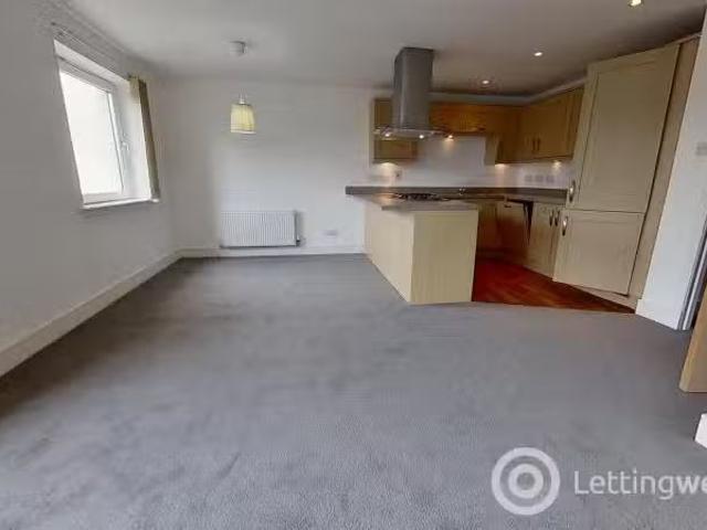 Rental! Property to rent in Pinkhill Park, Edinburgh, EH12