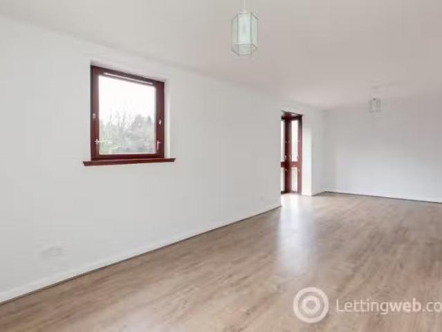 New Property to rent in Warriston Road, Edinburgh, EH7