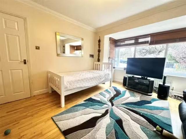Unique Room to rent, Hempstead Road, Watford, WD17 £750 pcm