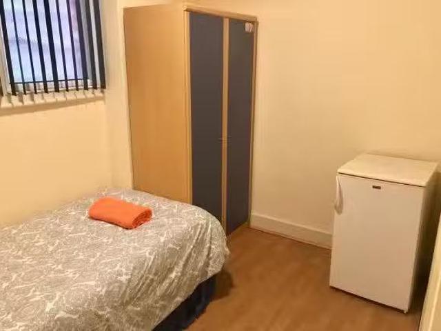 Unique Room to rent in Anson Road, London, Greater London NW2