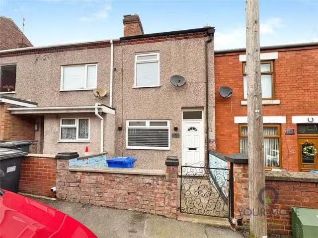 Cheap 1 BA 3 bedroom Mid Terrace House to rent, Byron Street.