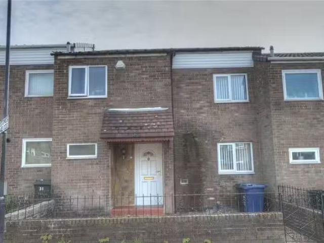 Nice 1 BA 3 bedroom Mid Terrace House to rent, Fourstones, New.