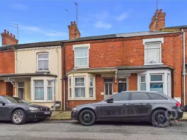Nice 1 BA 3 bedroom Mid Terrace House to rent, Fife Street, St.