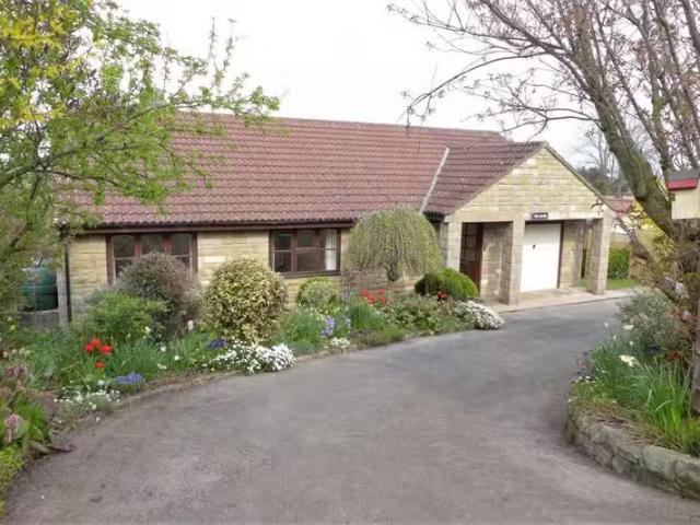 Unique 1 BA 3 bedroom detached bungalow for rent in Well Bank.