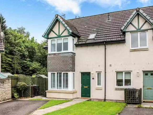 New 1 BA 3 bedroom end of terrace house for rent in Lawder Pla.