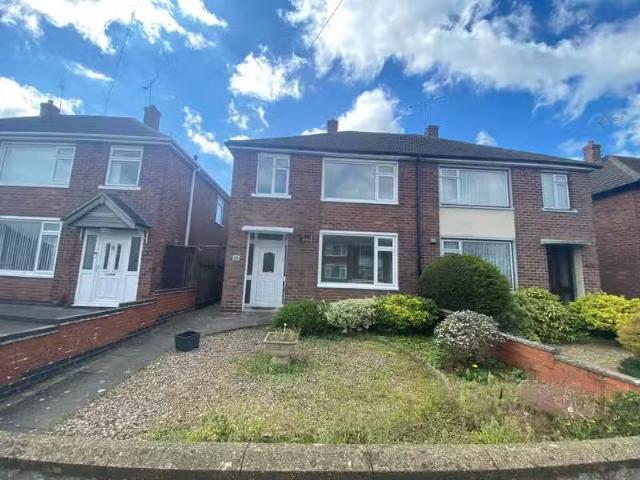 Just in! 1 BA 3 bedroom semi detached house for rent in Deane.