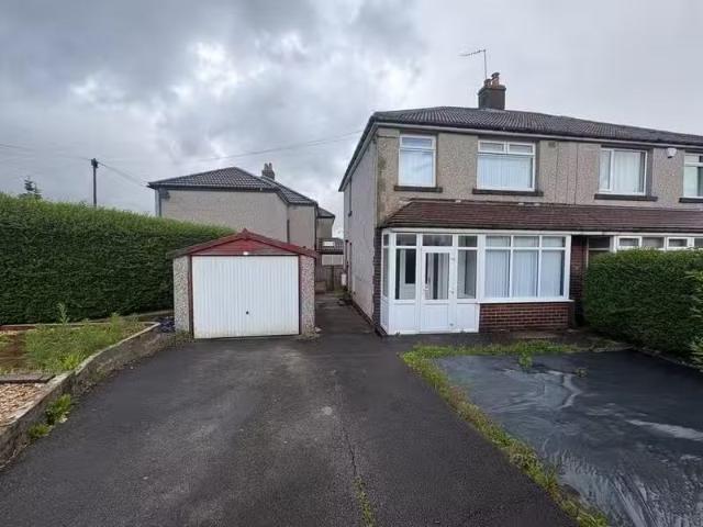 Just in! 1 BA 3 bedroom semi detached house for rent in Westmi.