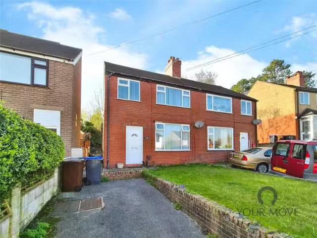 Cozy 1 BA 3 bedroom Semi Detached House to rent, Higher Woodcr.