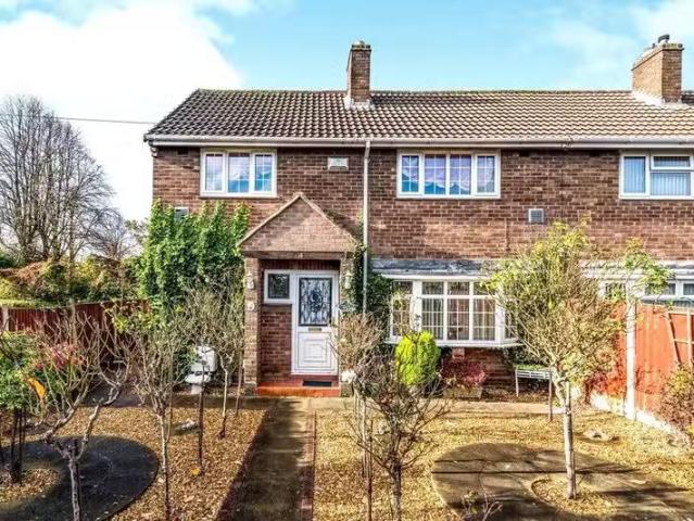 For Rent! 1 BA 3 bedroom Semi Detached House to rent, New Road.