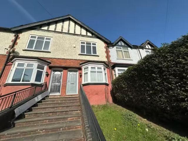 Just in! 1 BA 3 bedroom terraced house for rent in Rosefield R.