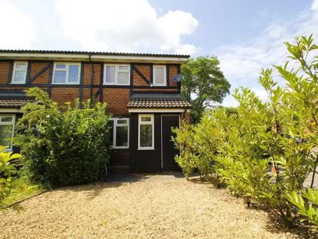 Just in! 1 BA 1 bedroom Mid Terrace House to rent, Heronfield.