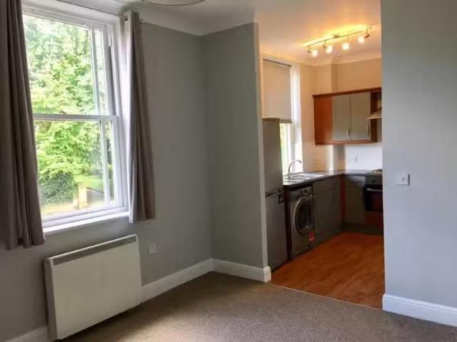 New 1 BA 1 bedroom apartment for rent in 99 Gough Road, Edgbas.