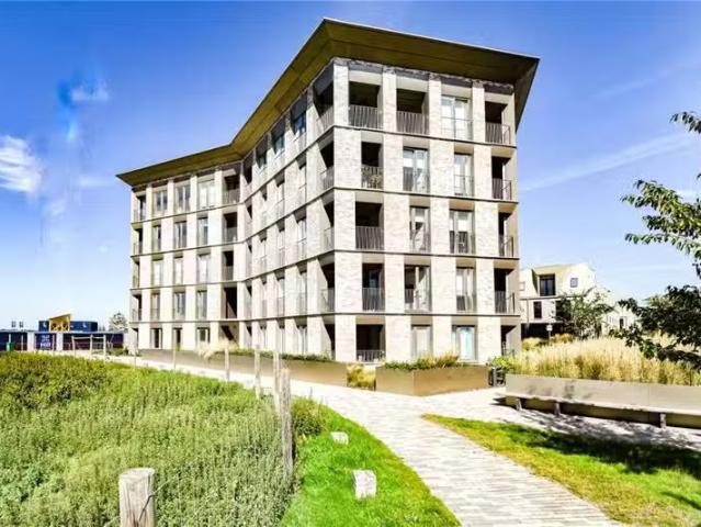 Rental! 1 BA 1 bedroom apartment for rent in The Oak Building.
