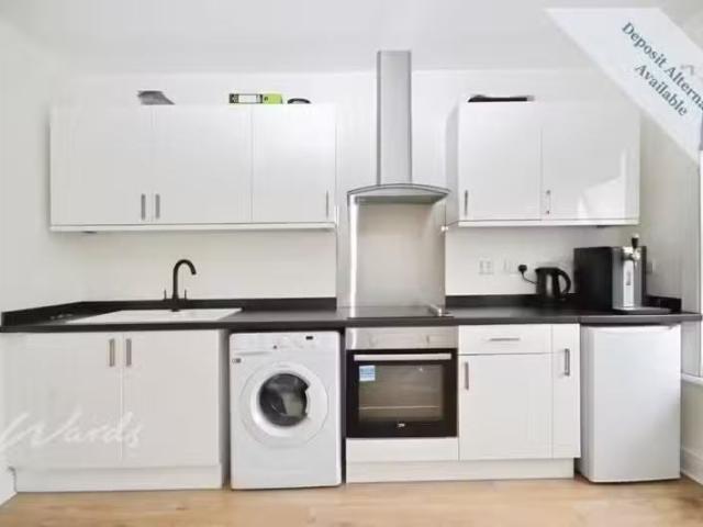 For Rent! 1 BA 1 bedroom apartment for rent in Victoria Road M.