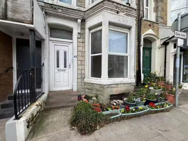New 1 BA 1 bedroom apartment for rent in Victoria Street, More.