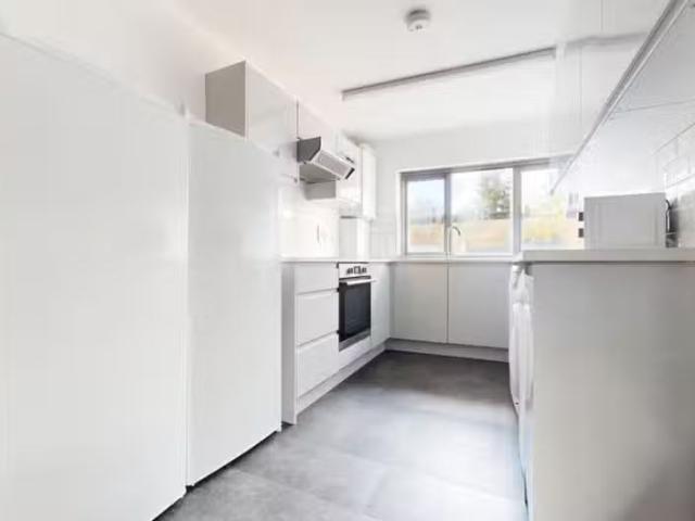 Just in! 1 BA 1 bedroom apartment for rent in Cork Place, BA1