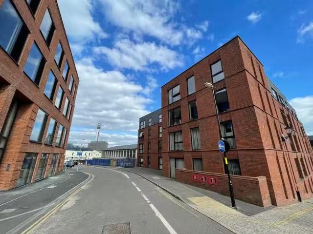Unique 1 BA 1 bedroom apartment for rent in Jewel Court, 29 Le.
