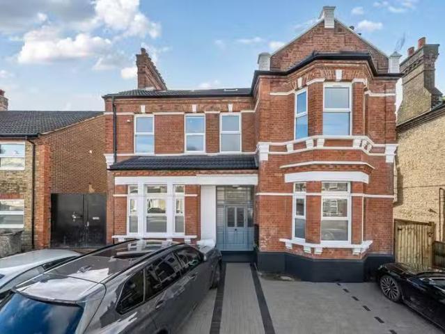 New 1 BA 1 bedroom apartment for rent in Manor Road, Beckenham.