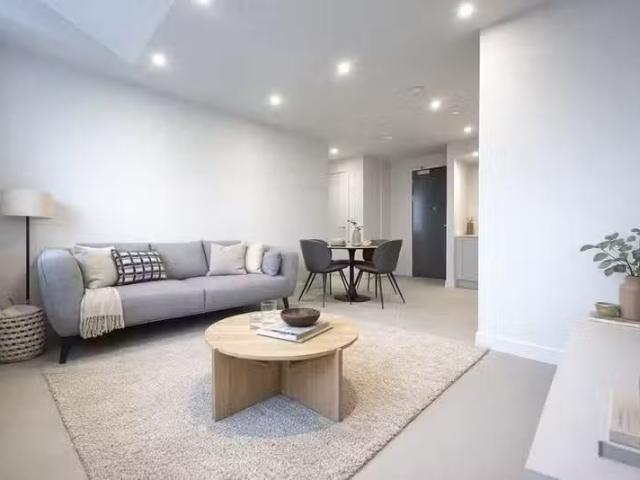 Cozy 1 BA 1 bedroom apartment for rent in Roco, 19 James Stree.