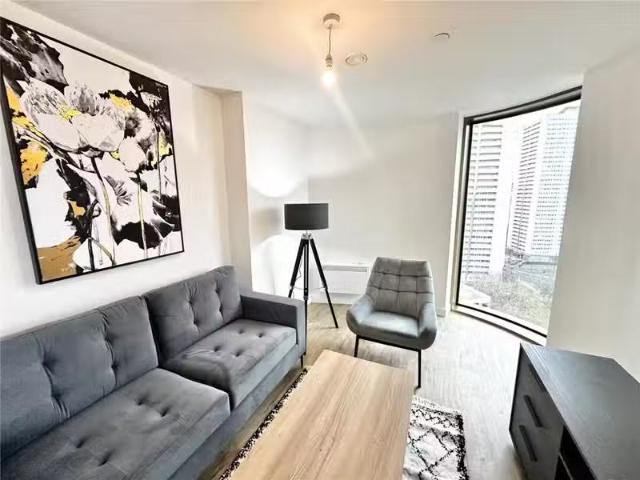 Charming 1 BA 1 bedroom apartment for rent in South Central, 3.