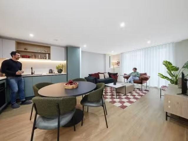 Just in! 1 BA 1 bedroom apartment for rent in Stafford Street.