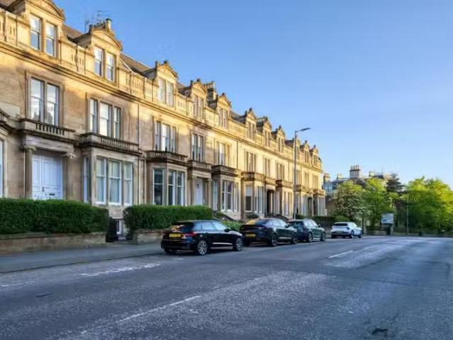 Just in! 1 BA 1 bedroom flat for rent in 18 Hyndland Road, Gla.