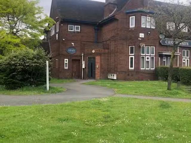 Cheap 1 BA 1 bedroom flat for rent in College Road, Kingstandi.
