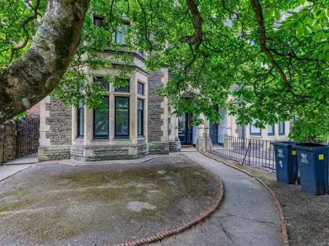 Nice 1 BA 1 bedroom flat for rent in Cathedral Road, Pontcanna.