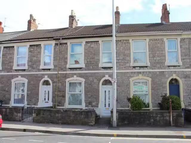 Nice 1 BA 1 bedroom flat for rent in Alfred Street, Weston sup.