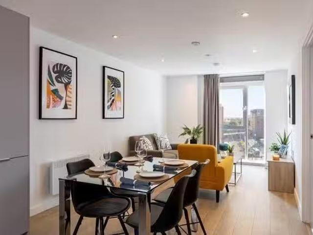 Nice 1 BA 1 bedroom flat for rent in Allegro, Exchange Square B4