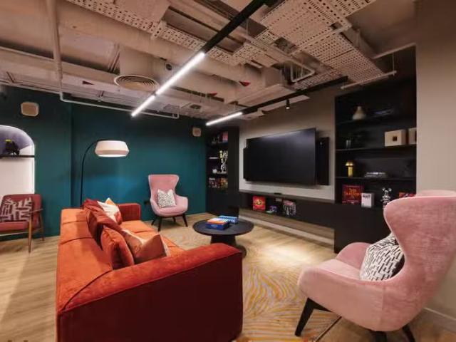 Just in! 1 BA 1 bedroom flat for rent in APO The Holloway, Blu.