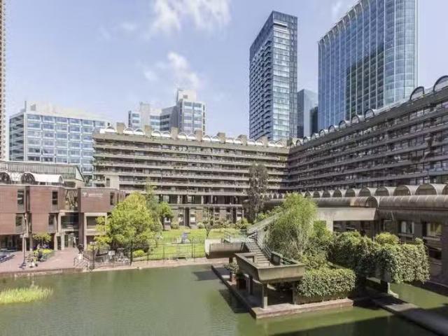 Deal! 1 BA 1 bedroom flat for rent in Barbican, Speed House, E.