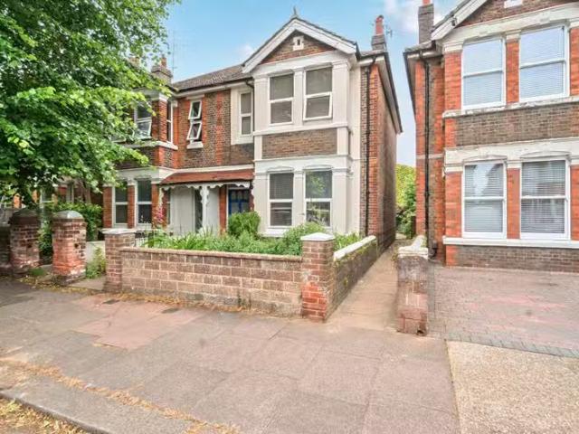 Just in! 1 BA 1 bedroom flat for rent in Browning Road, Worthi.