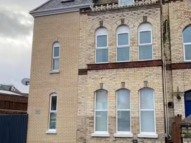 Deal! 1 BA 1 bedroom flat for rent in Hills View, Barnstaple.