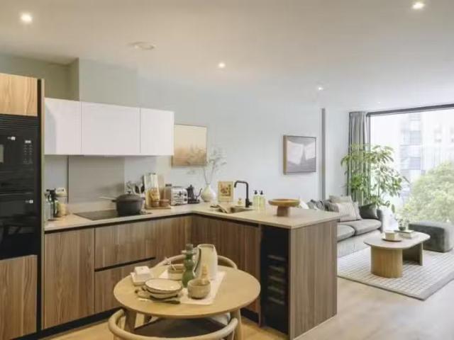 Charming 1 BA 1 bedroom flat for rent in One Eastside, 2 Jenne.