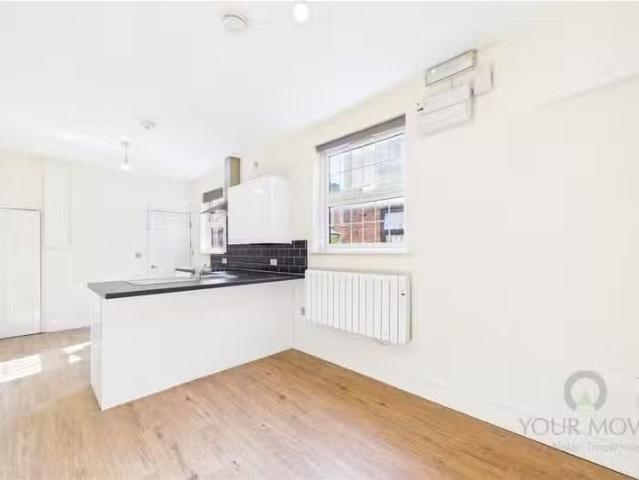 Nice 1 BA 1 bedroom Flat to rent, Dunster House, 68 80 Dunster.