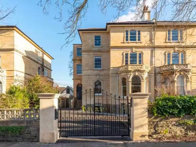 Cheap 1 BA 1 bedroom house share for rent in Cambridge Park, B.