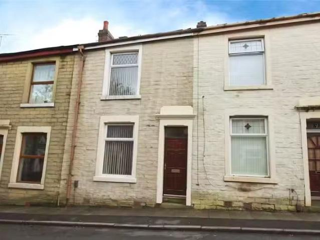Cozy 1 BA 2 bedroom Mid Terrace House to rent, Alpha Street, D.