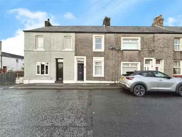 Rental! 1 BA 2 bedroom Mid Terrace House to rent, Bowthorn Roa.