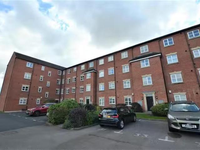 Deal! 1 BA 2 bedroom apartment for rent in Cape Court, Derby.