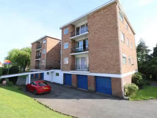 Deal! 1 BA 2 bedroom apartment for rent in Cartmel Court, Nod.
