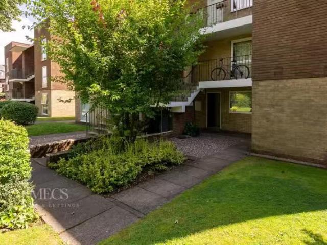 For Rent! 1 BA 2 bedroom apartment for rent in Griffin House.